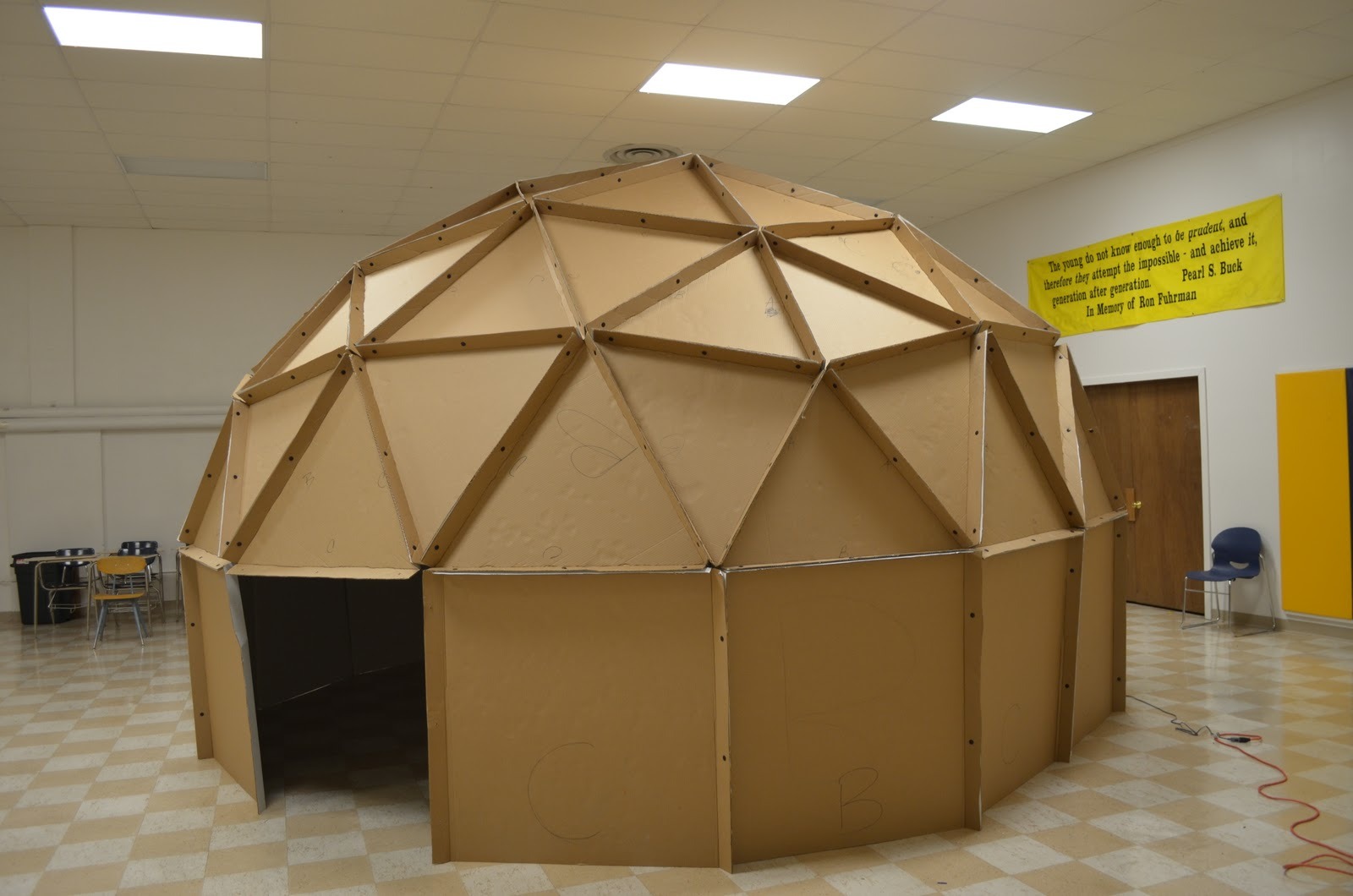 Build a Planetarium Dome and Projector - DIY